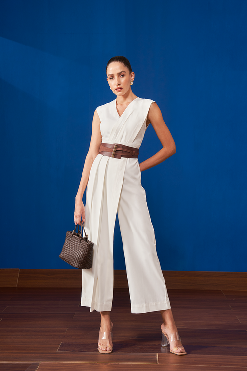 NOTEBOOK : Uniform Clothing for Urban Women